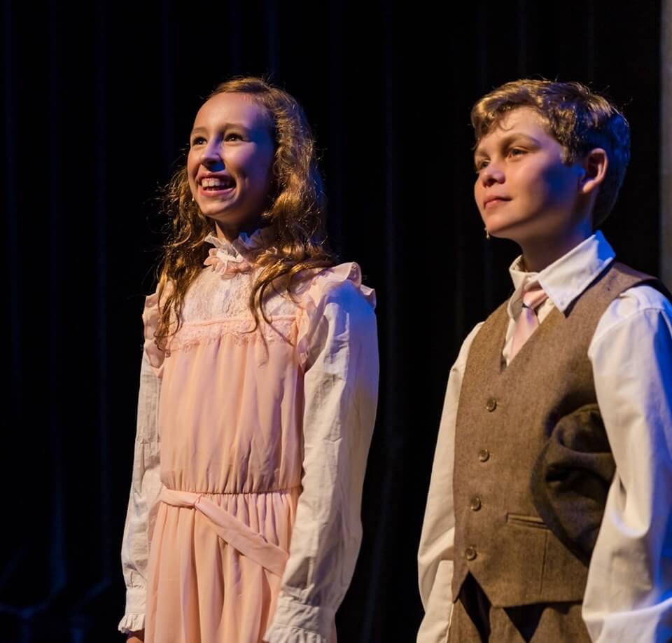 'Mary Poppins' Is a Spectacular Opener for the Public's New Season ...